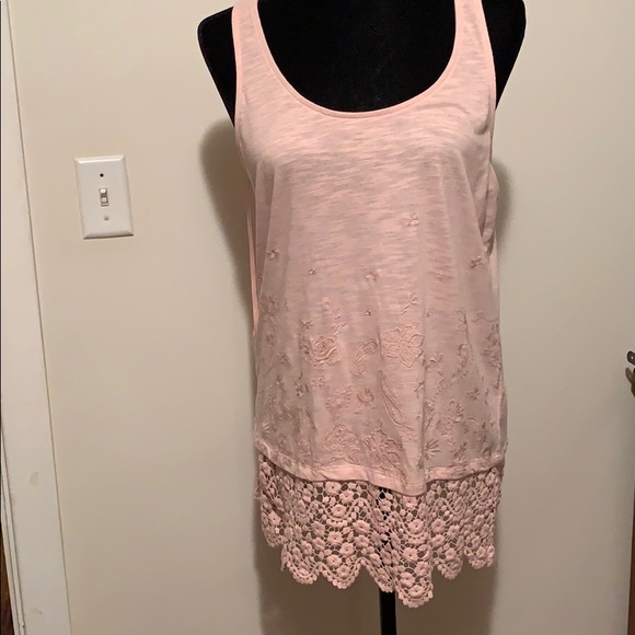 Knox Rose | Tops | Blush Pink Floral Tank With Lace Bottom | Poshmark